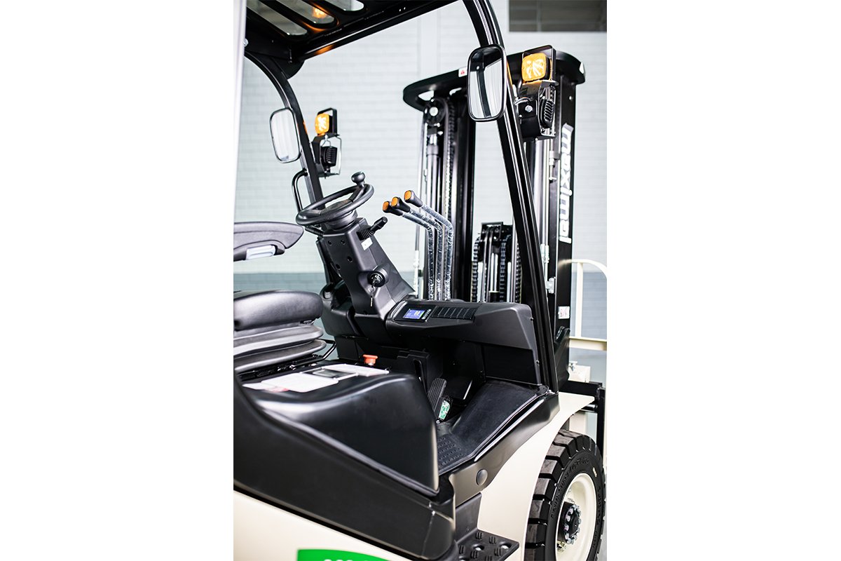 SÉRIE AX 25 - Teclift